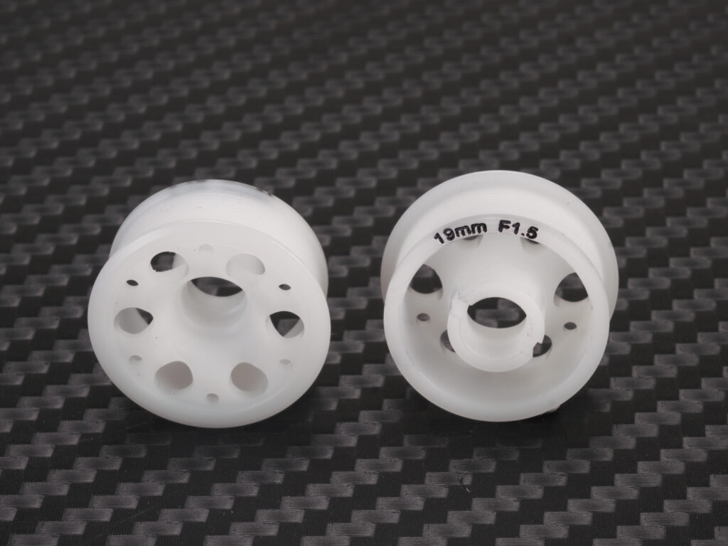 Mini-Z 2WD Machine Cut 6 Spoke Delrin 20mm Wheel and Carbon Slip Rings ...